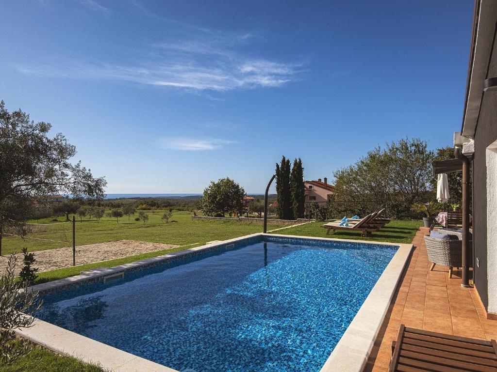 Attractive villa in Rovinjsko Selo with pool, Rovinjsko Selo (updated prices 2024)