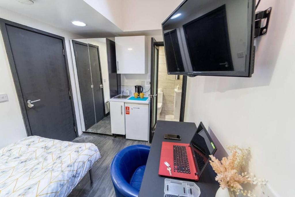 Stylish cosy studio in Selly Oak, Birmingham (updated prices 2025)