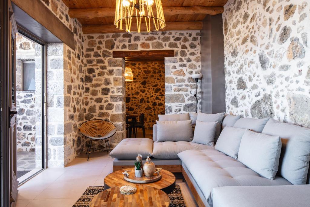 Pavli's House, Mírthios (updated prices 2025)