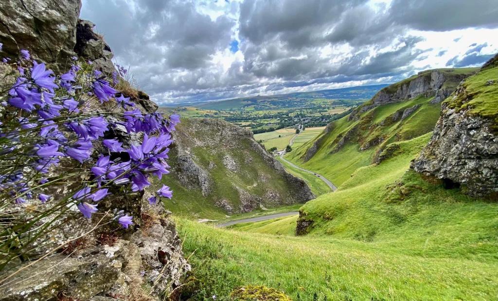 Beautiful Cozy Cottage, walks, views, pubs = RELAX, Tideswell – Updated ...