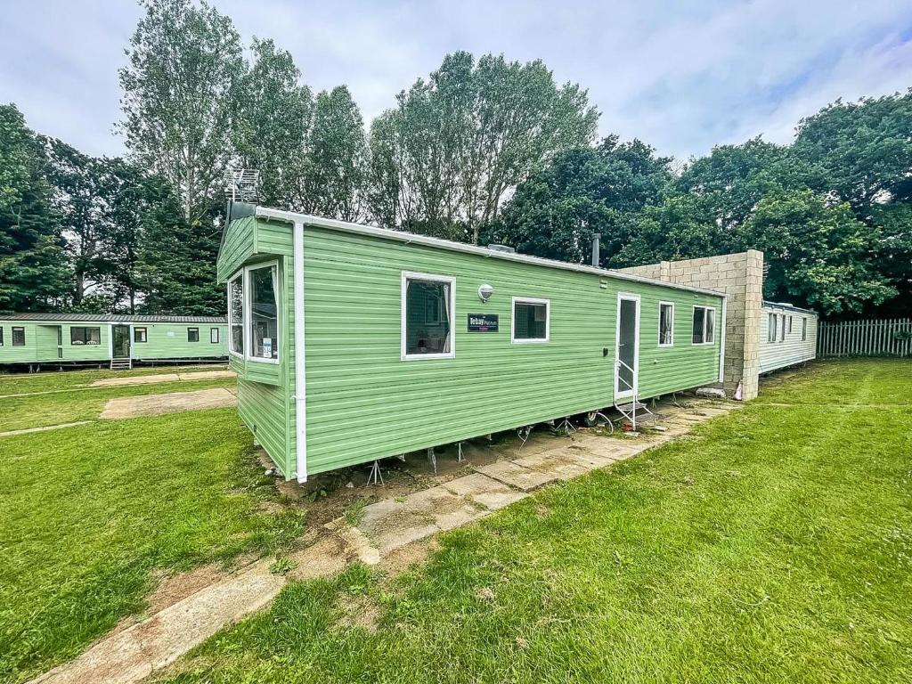 Lovely 8 Berth Caravan At Highfield Grange Holiday Park Ref 26534o ...