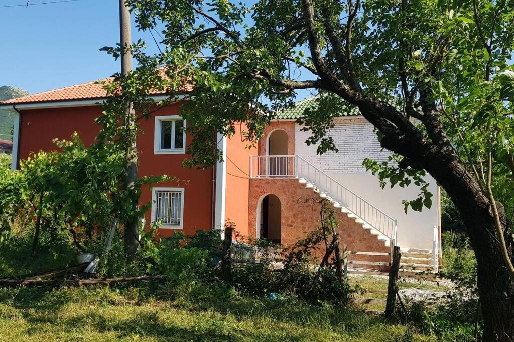 Shengjergj shtepi pushimi, Tirana (precios actualizados 2025)