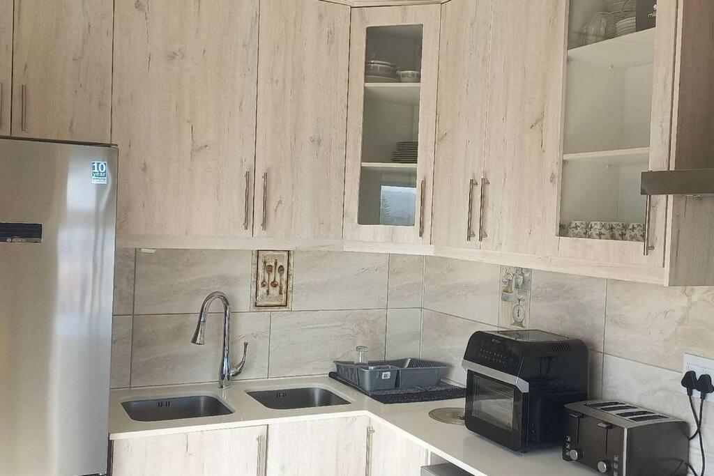 Gracias Grasso, Strand, Cape Town, South Africa., Cape Town (updated ...