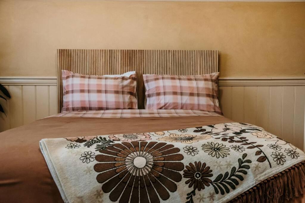 The Rose Turret, Warrnambool (updated prices 2025)