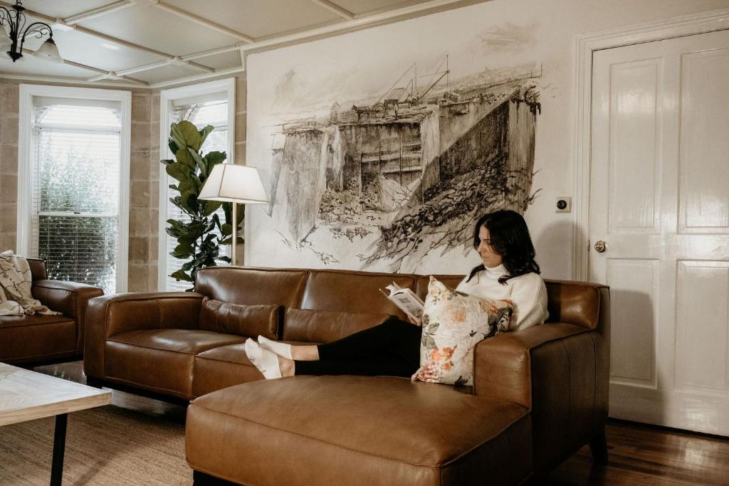 The Rose Turret, Warrnambool (updated prices 2025)