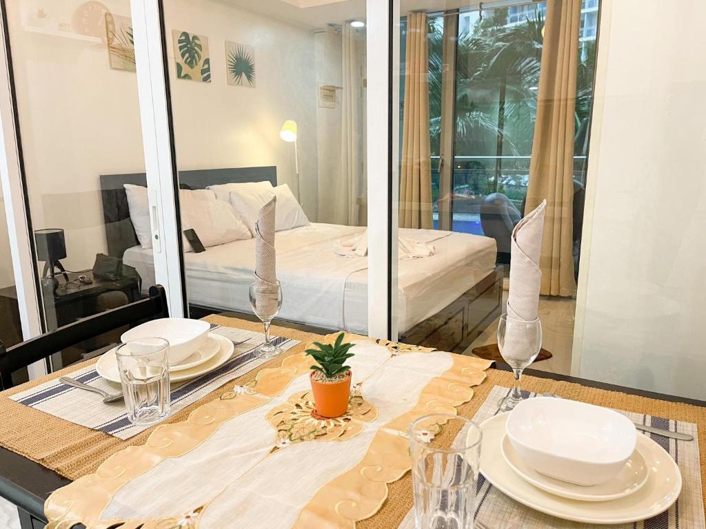 Azure Staycation + Self-Shoot Activity, Manila (precios actualizados 2025)