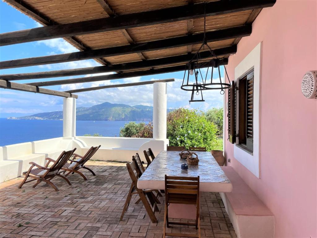 Casa Rosa - Santa Marina, Santa Marina Salina (updated prices 2025)