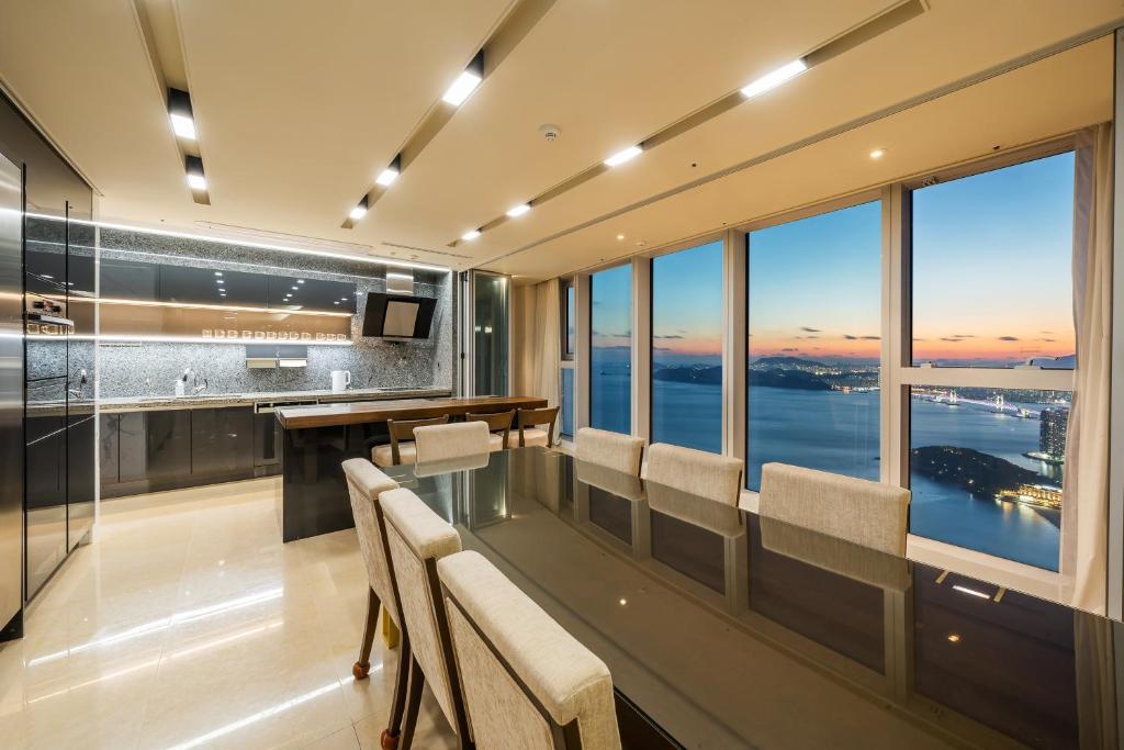 LCT Residence Y collection, Busan (updated prices 2025)