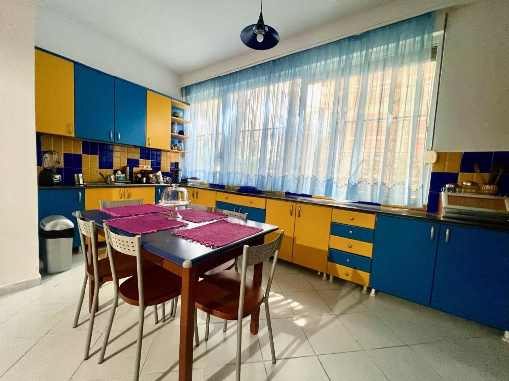 'Marina' Apartment, Mali i Robit, Golem (updated prices 2024)