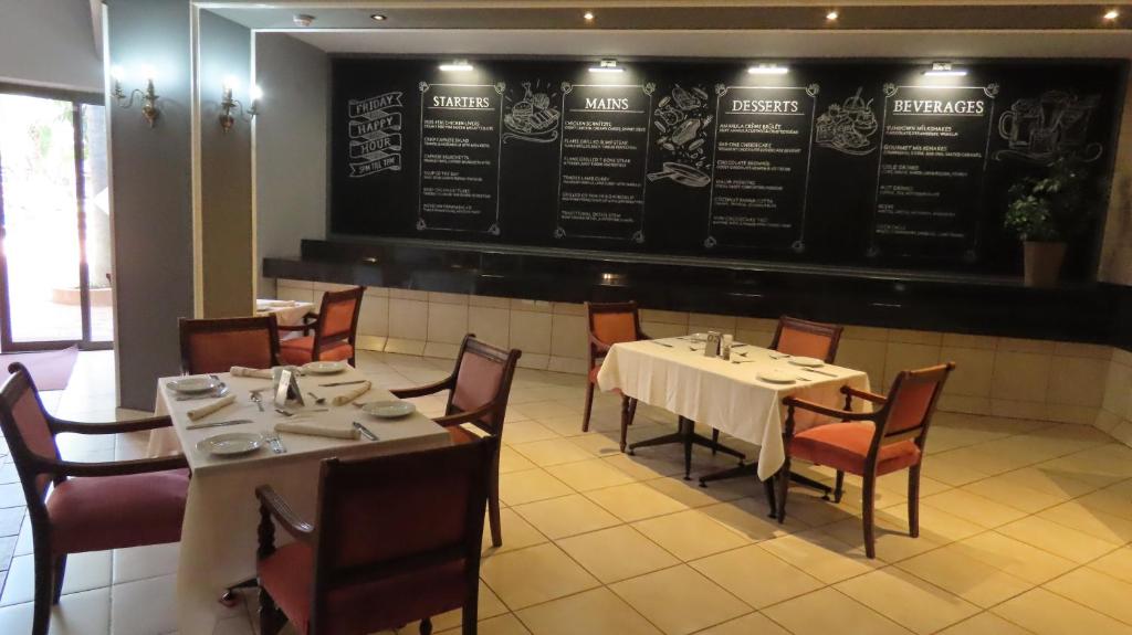 Sundown Country Estate, Boshoek (updated prices 2025)