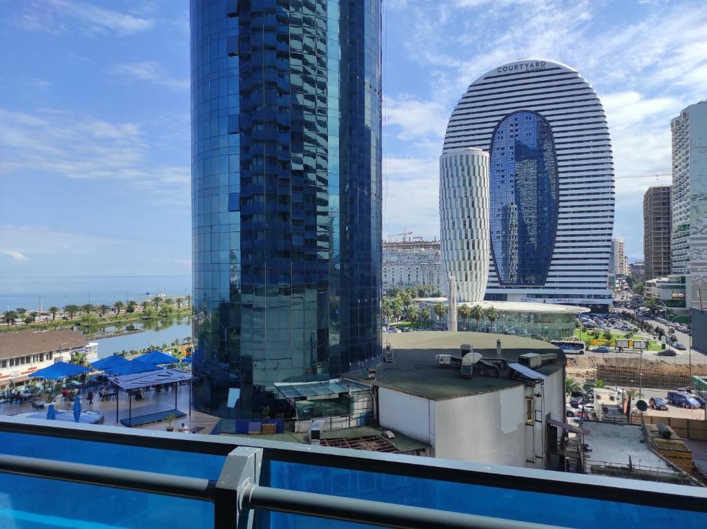 New Life Sea View - Orbi City 419 - 巴統