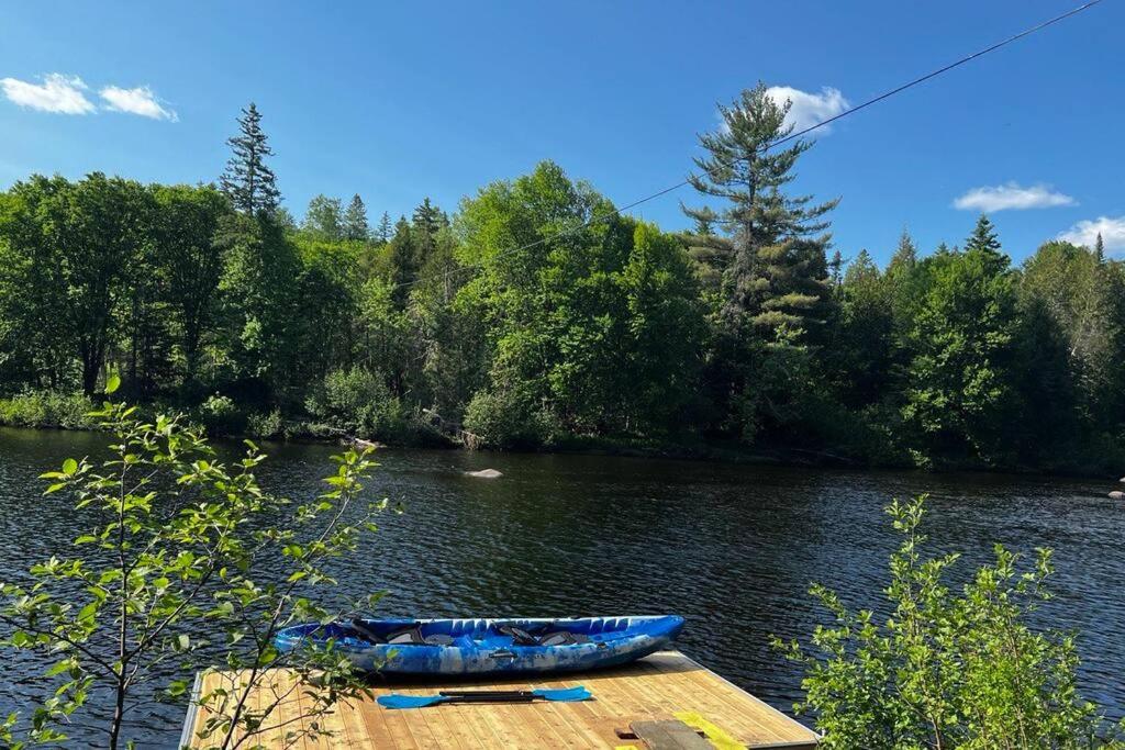 Charming Cottage In a Peaceful Forest & Calm River, Sainte Béatrix ...