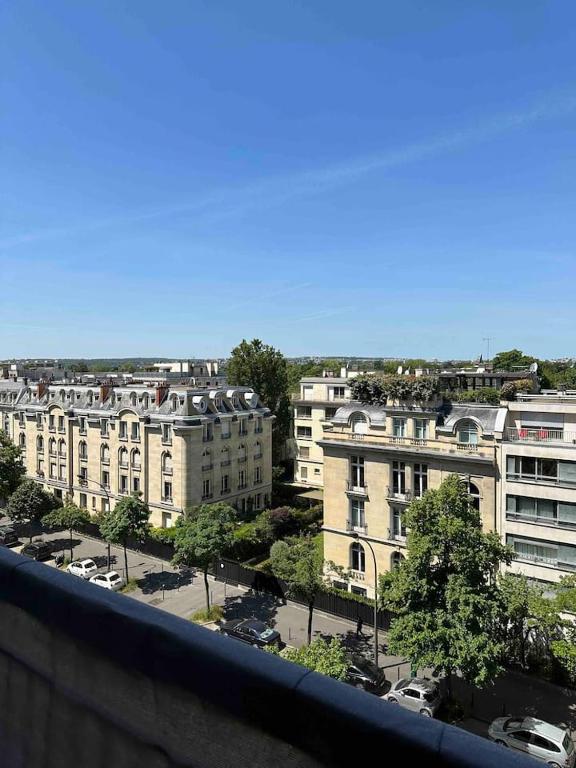 Delphine, Paris (updated prices 2026)