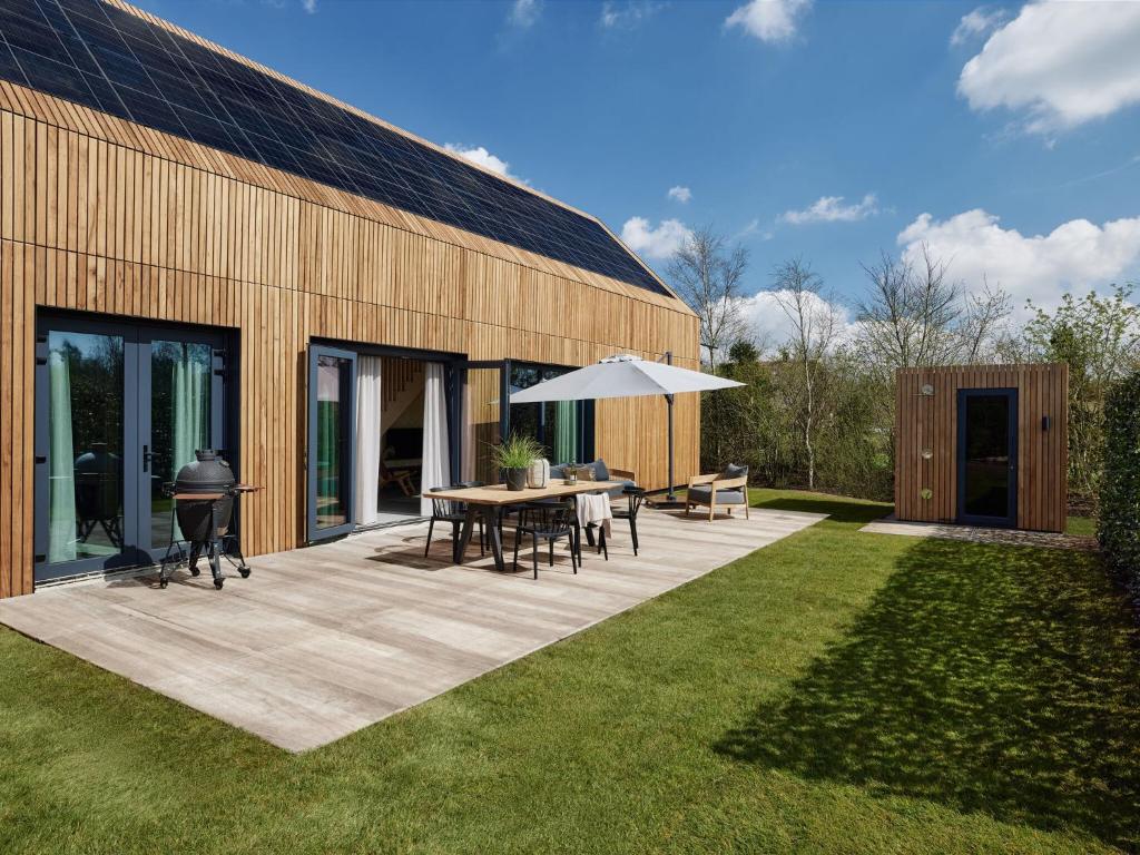 Luxury villa with outdoor spa, Appelscha (updated prices 2025)