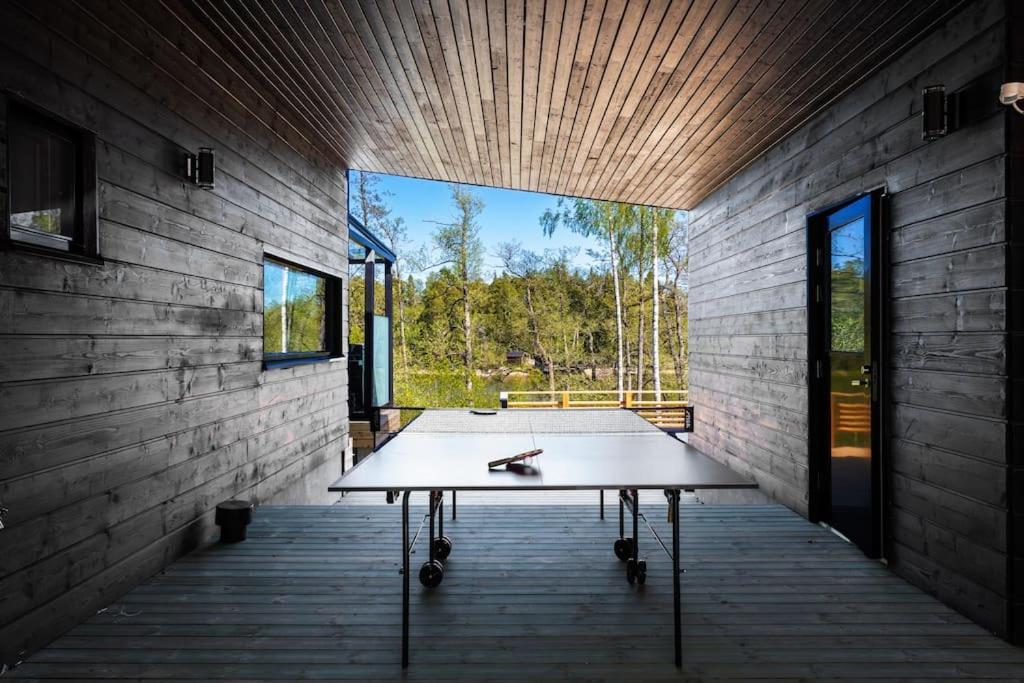 Villa Syreeni - Seafront/Jacuzzi, Kilpilahti (updated prices 2026)