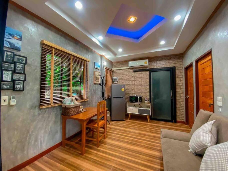 Ban Aob Maiy(บ้านโอบไม้), Ban Si Wicha की (2026 के लिए अपडेट हुई कीमत)