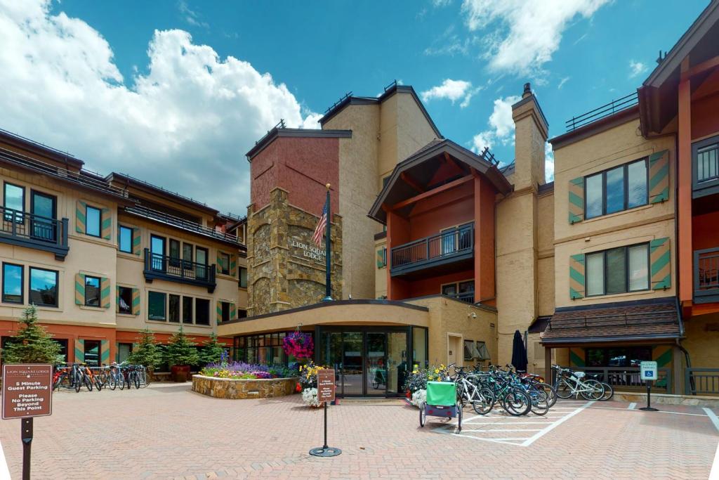 Lion Square Lodge South 255 & 257, Vail – Aktualisierte Preise für 2023