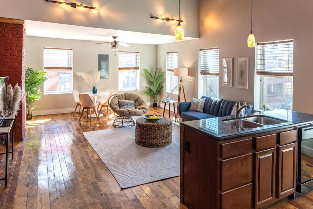 Explore OTR and Downtown from Broadway Lofts, Cincinnati (updated ...