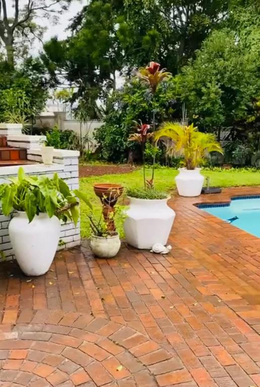 La Lucia Lovers-Corner, Durban (updated prices 2026)