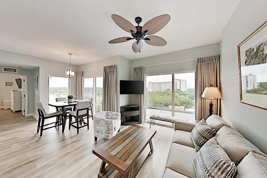 Luau 6609 Combo, Destin (updated prices 2025)