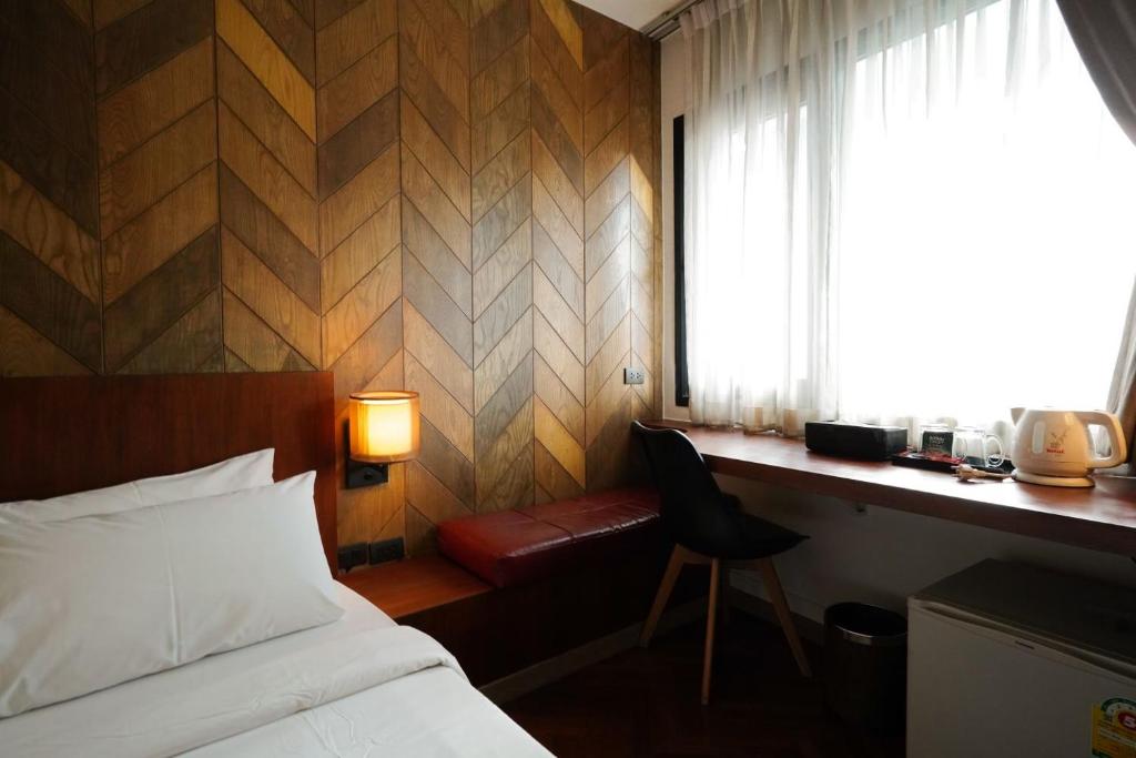 The poshtel Bangkok By Benya, Bangkok (updated prices 2025)