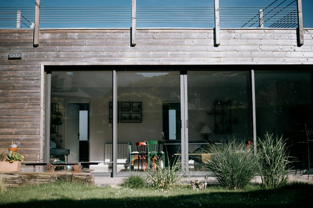 Maison de vacances avec terrasse panoramique et vue sur les Pyrénées ...