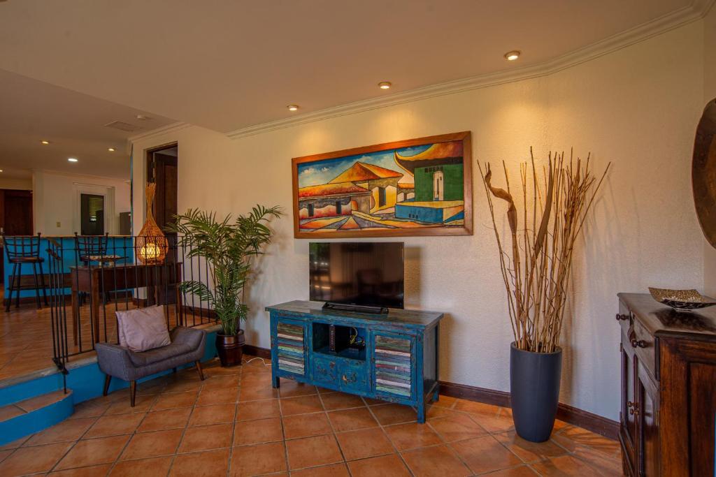 Boungainvillea 1203 Luxury Apartment - Reserva Conchal, Playa Conchal ...