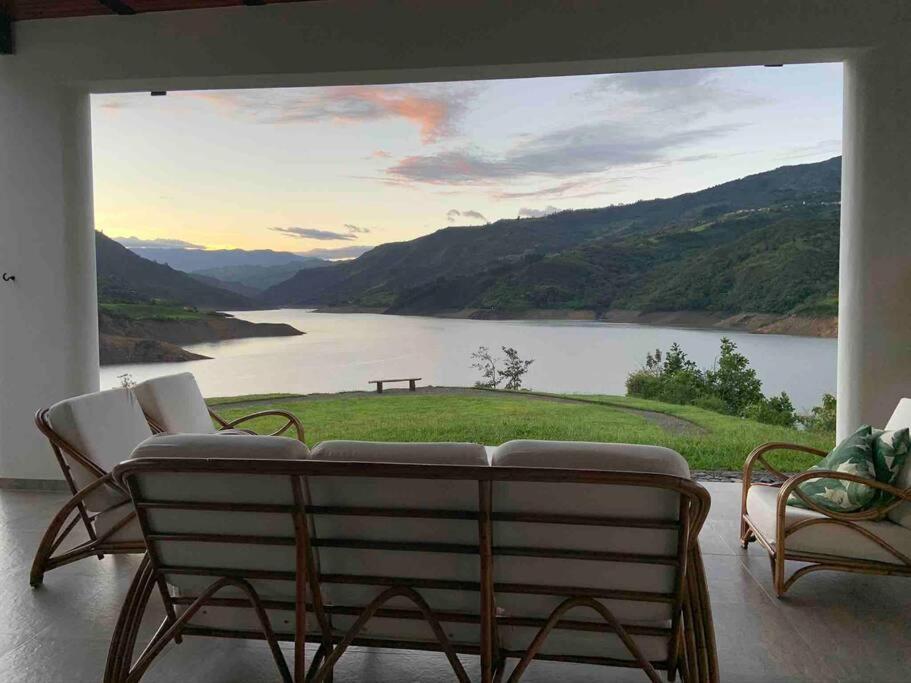 Casa en Chivor a 3 hrs de Bogota, Macanal (updated prices 2026)