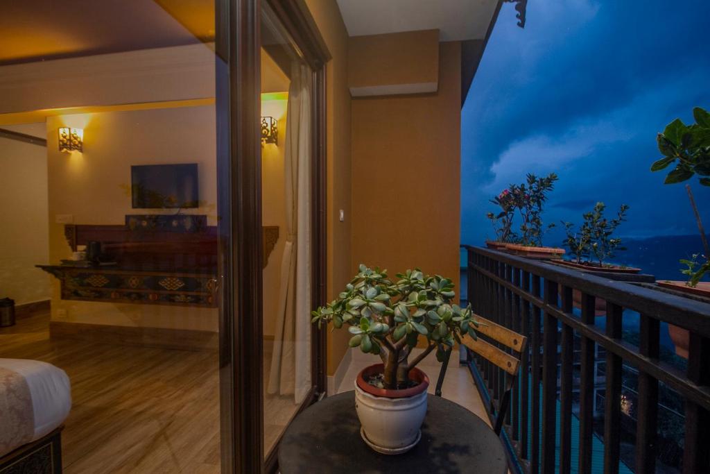 Amritara Hidden Land, Gangtok - 900 mts from MG Marg, Gangtok – Updated ...