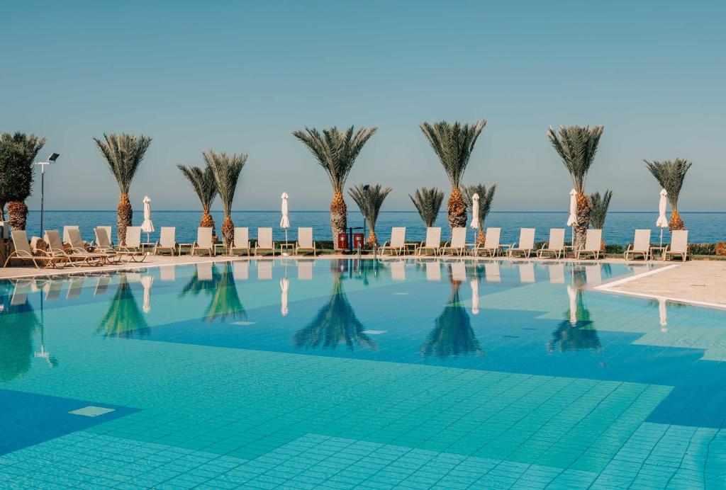 Atlantica Akteon,‏ פאפוס סיטי (מחירים מעודכנים ל-2025)