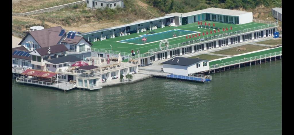 Marras Dubova, Dubova (updated prices 2026)