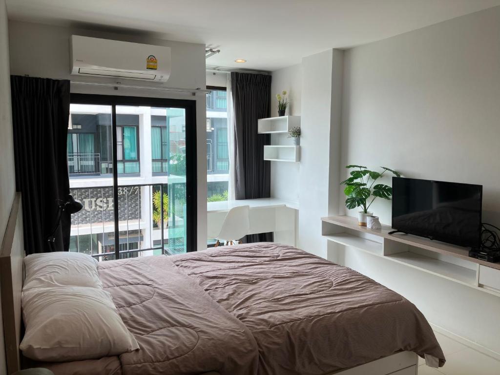 2 mins walk to BTS Bang Chak, Bangkok (updated prices 2026)