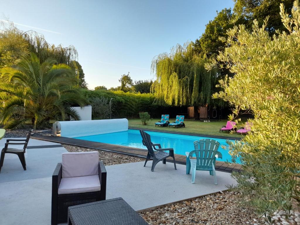 Couette et Cafe, Médis (updated prices 2025)