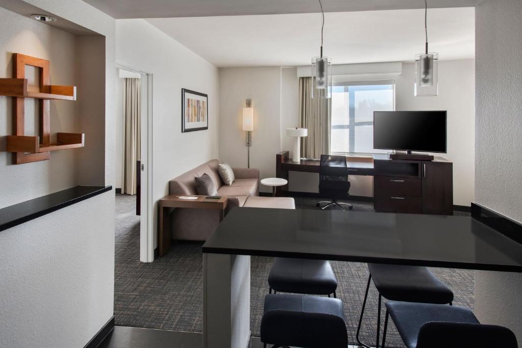 Residence Inn by Marriott Fairfax City, Fairfax (updated prices 2025)