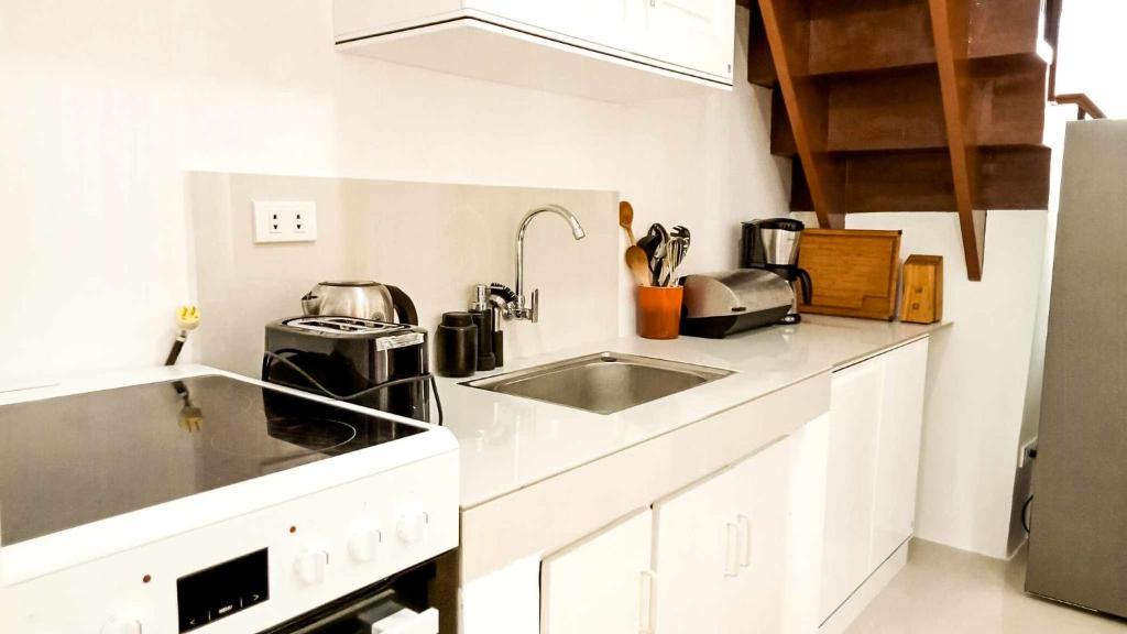 Newly Built & Fully Equipped Apt, Pooc (updated prices 2026)