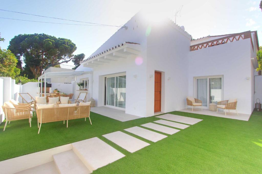 1182 Marbella Town modern House Marbella Center, Marbella (updated ...