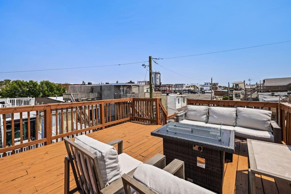 Relaxing Rooftop Deck Escape! Free Parking!, Baltimore (updated prices ...