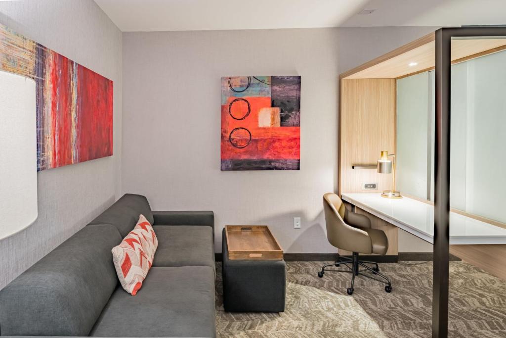 SpringHill Suites Dallas Central Expressway, Dallas (updated prices 2025)