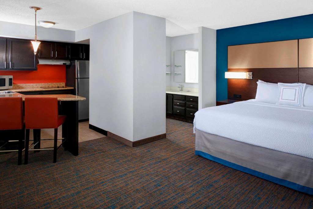 Residence Inn by Marriott Cleveland Independence, Independence ...