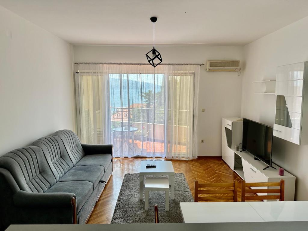 Lastva look, Tivat (updated prices 2025)