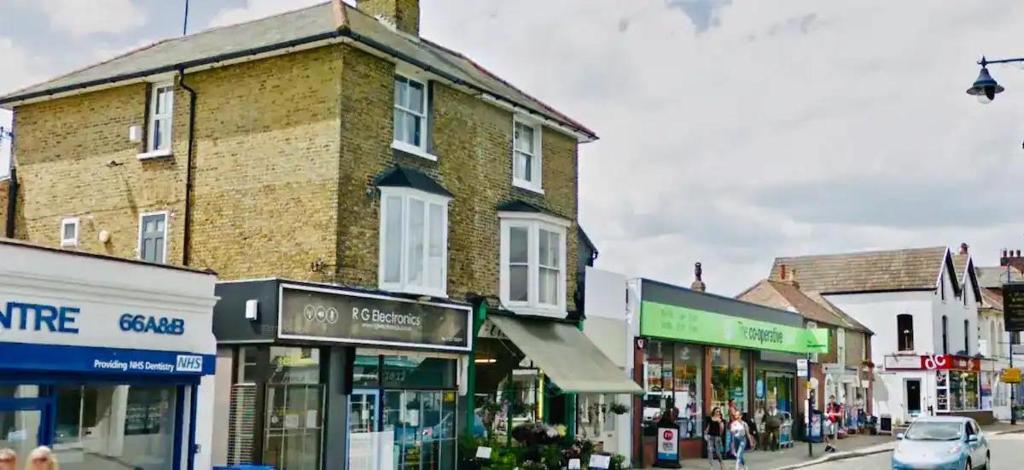 Modern & Brand New Apartment in Whitstable Centre, Whitstable – Updated ...