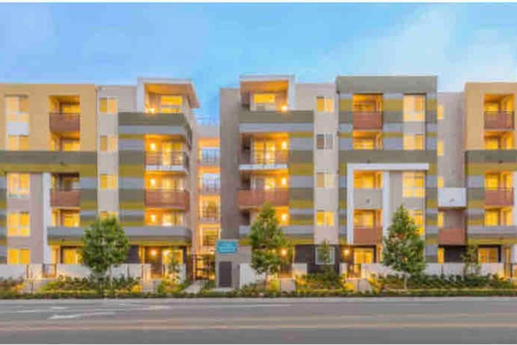 Modern 1bd amazing amenities, Irvine (precios actualizados 2024)