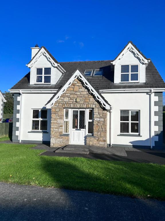 Dunalinn, Culdaff, Culdaff (updated prices 2026)