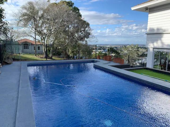 Spacious family home with Pool in Ascot, Brisbane (updated prices 2025)