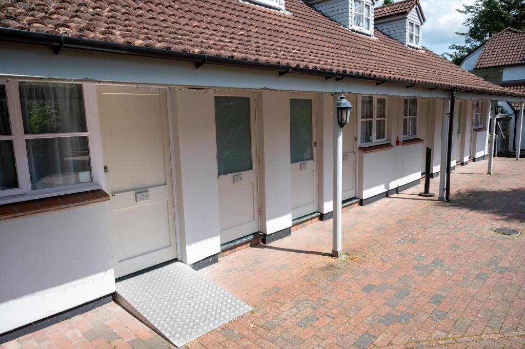 Cedars Inn by Greene King Inns, Barnstaple (updated prices 2025)