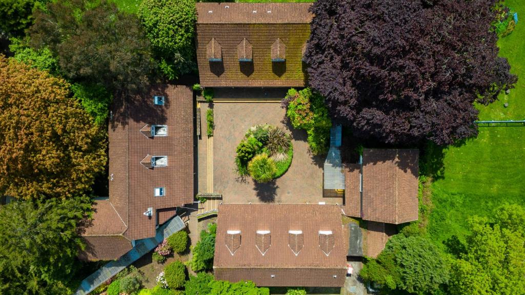 Cedars Inn by Greene King Inns, Barnstaple (updated prices 2025)