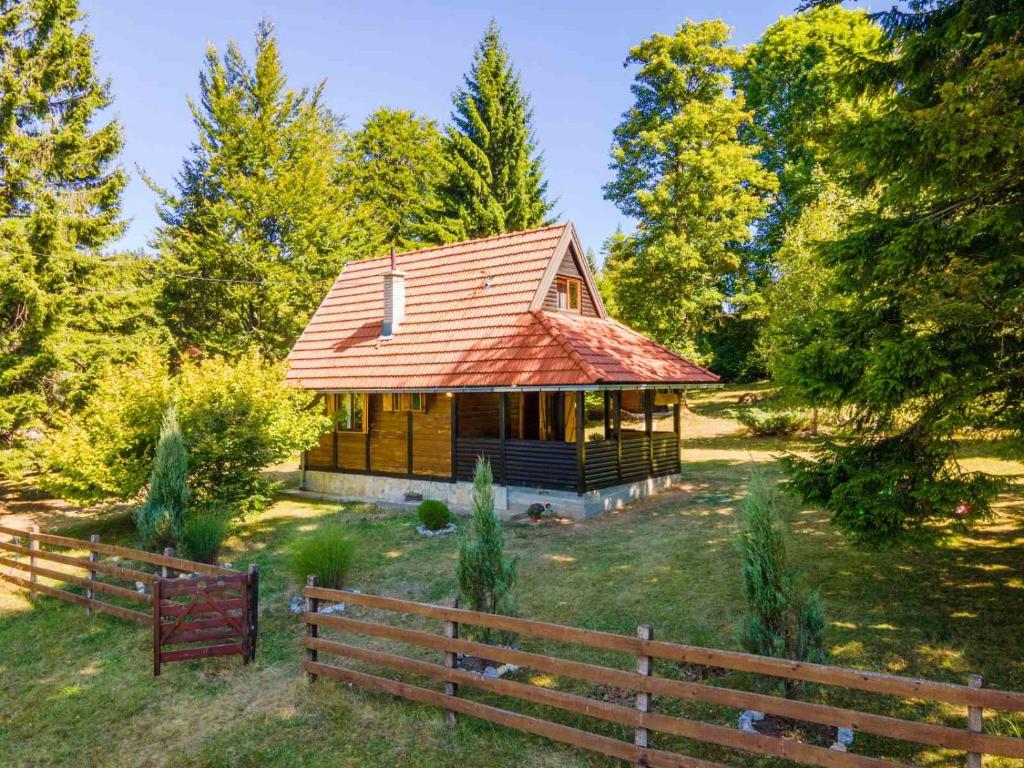 Vikendica Ana Tara, Lazići (precios actualizados 2024)