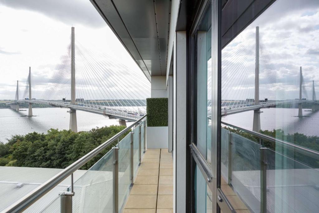 DoubleTree by Hilton Edinburgh - Queensferry Crossing, North ...