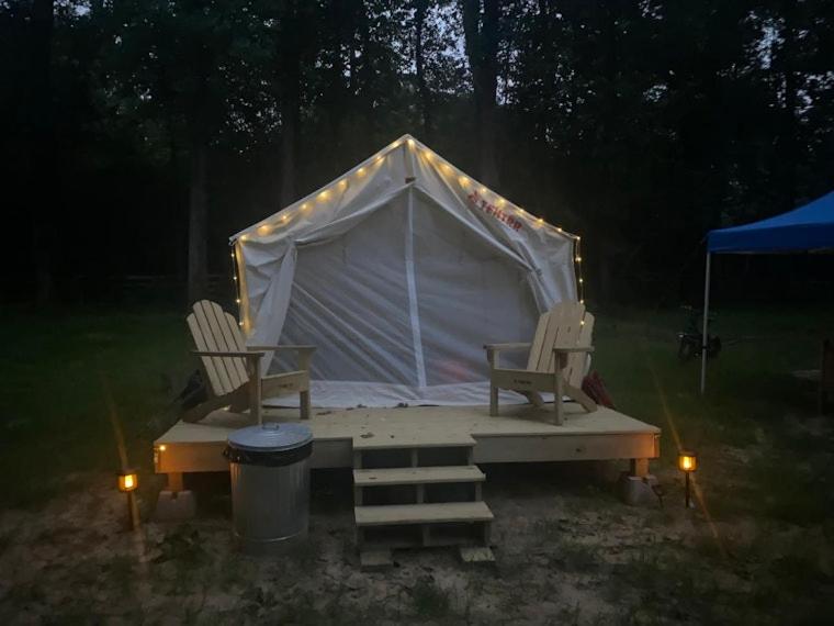Tentrr Signature Site - Tentrr Signature Redstone Bed Barn and Camp 2 ...