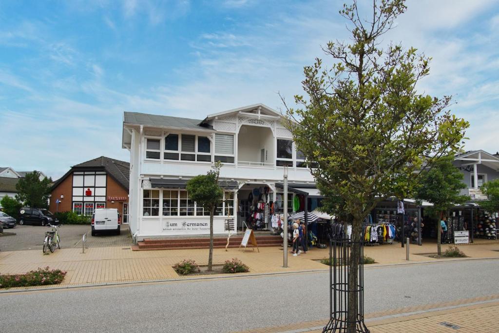 im Zentrum gelegenes 1-Raum-Apartment - Haus Rugier FeWo 02, Göhren ...